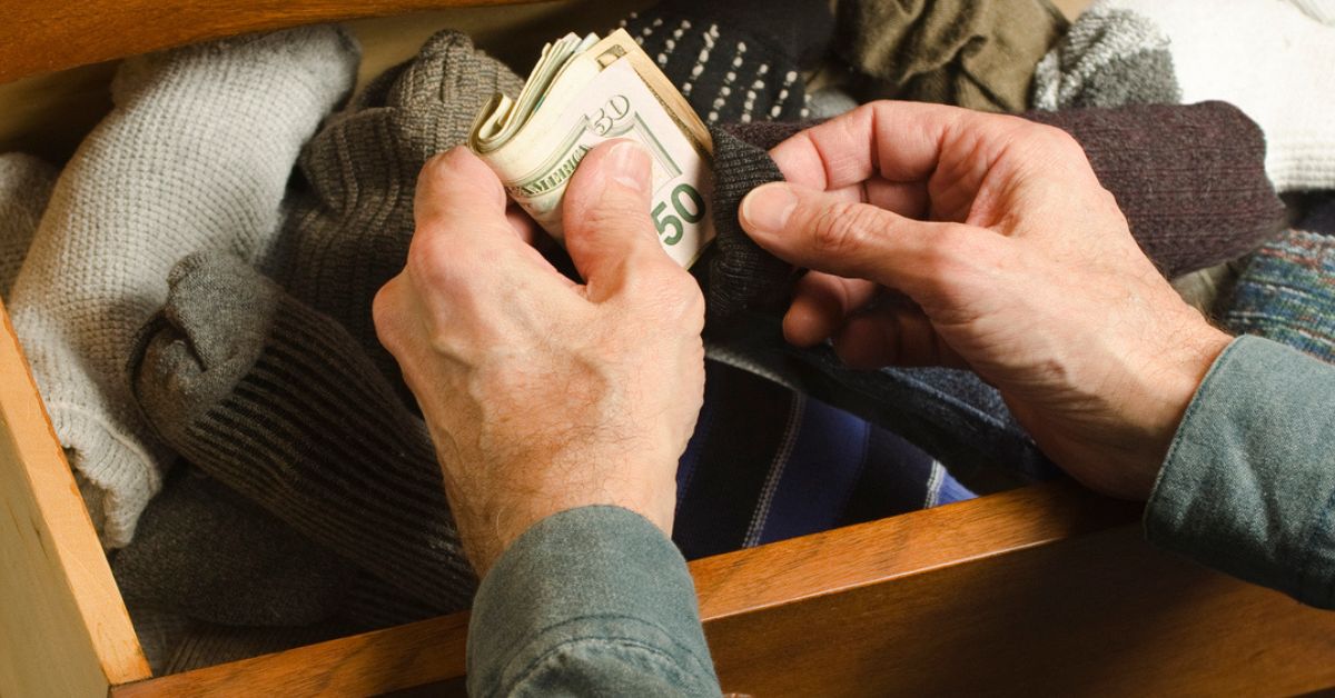 Why You Should Never Hide Assets In a Divorce